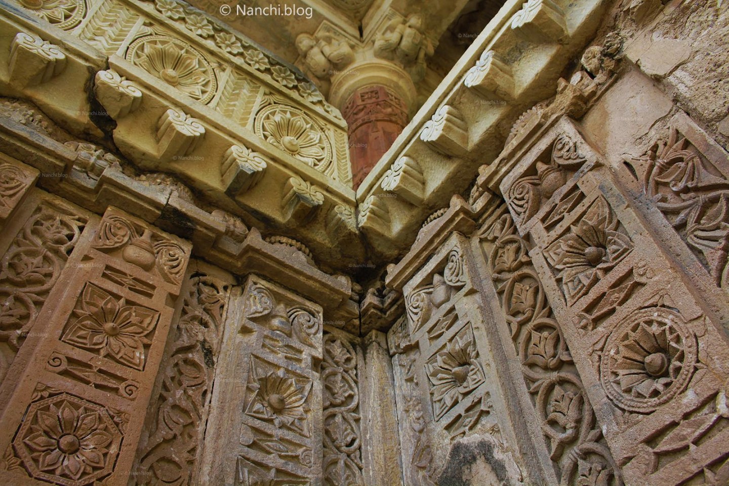 Bhangarh Fort – The Most Haunted Place in India! – Nanchi.blog